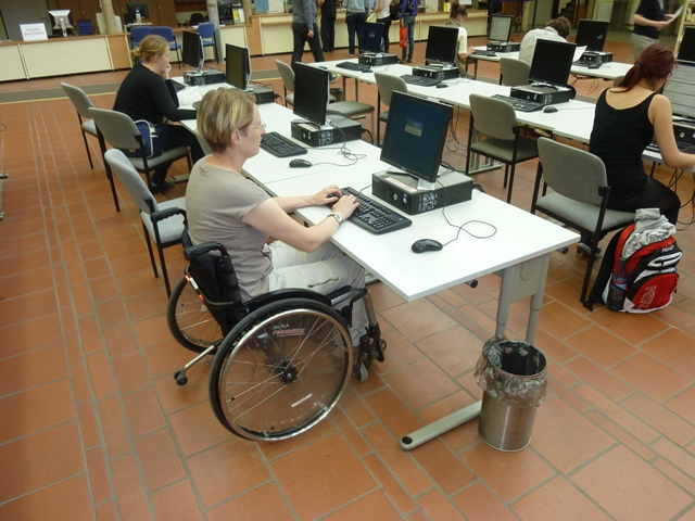 Central Library | Service Center for Barrier-Free Study